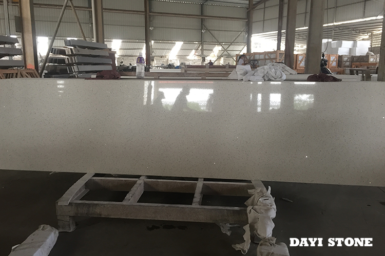 Crystal White Quartz Countertop For Kitchen : Xiamen Dayi Stone Co.,Ltd